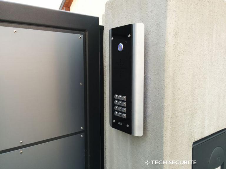 Interphones & Portier Téléphonique | TECH-SECURITE